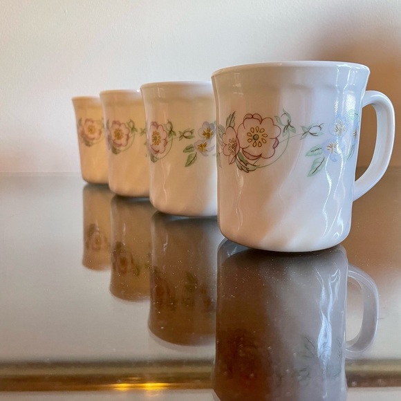 Arcopal | Dining | Vintage Milk Glass Coffee Mugs Champetre By Arcopal ...